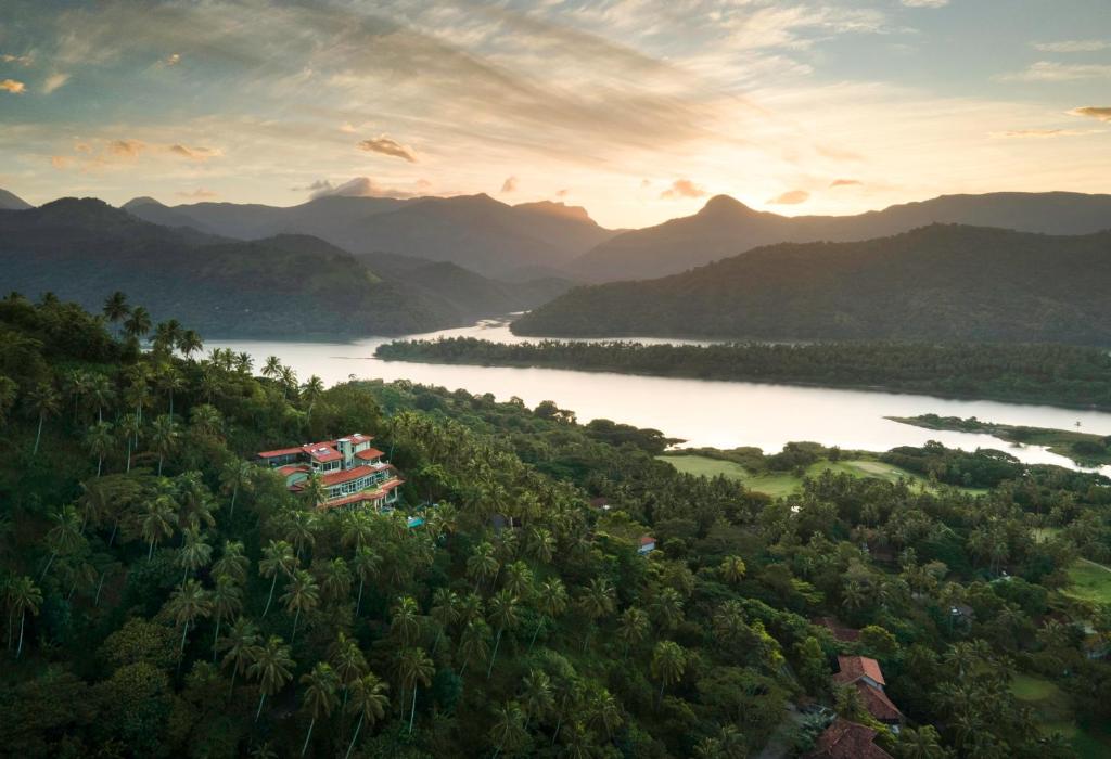 Albatross by The Clarks, Kandy, Digana – Updated 2023 Prices