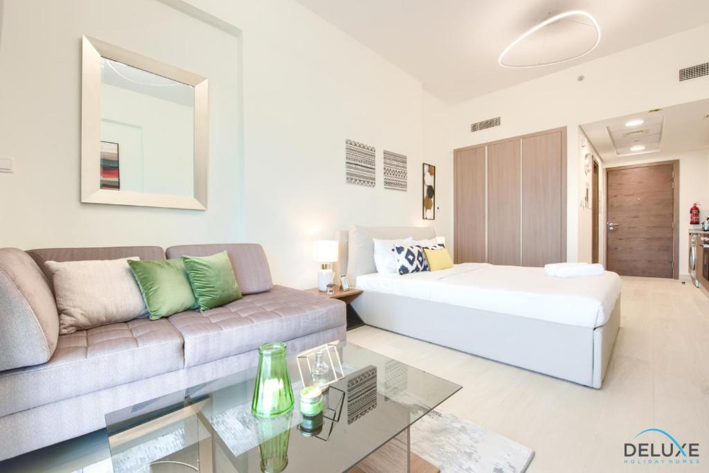 Perfect Studio Getaway Next to the Iconic Creek Harbour, Azizi Aliyah, Al Jaddaf, by Deluxe ...