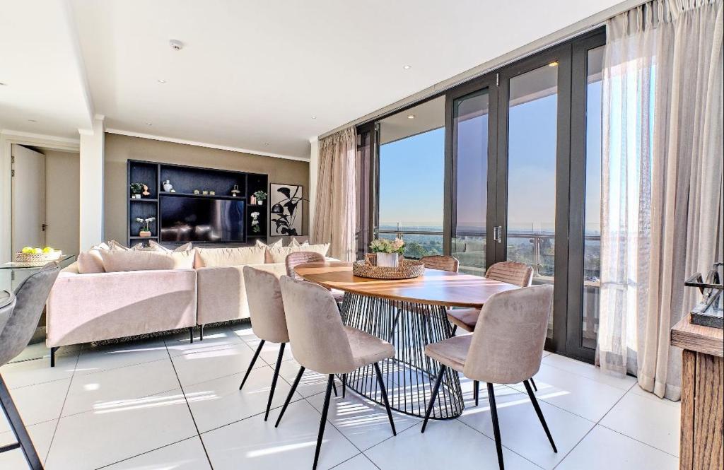 Modern Luxury furnished apartments in Sandton - Two bed Executive, Two ...