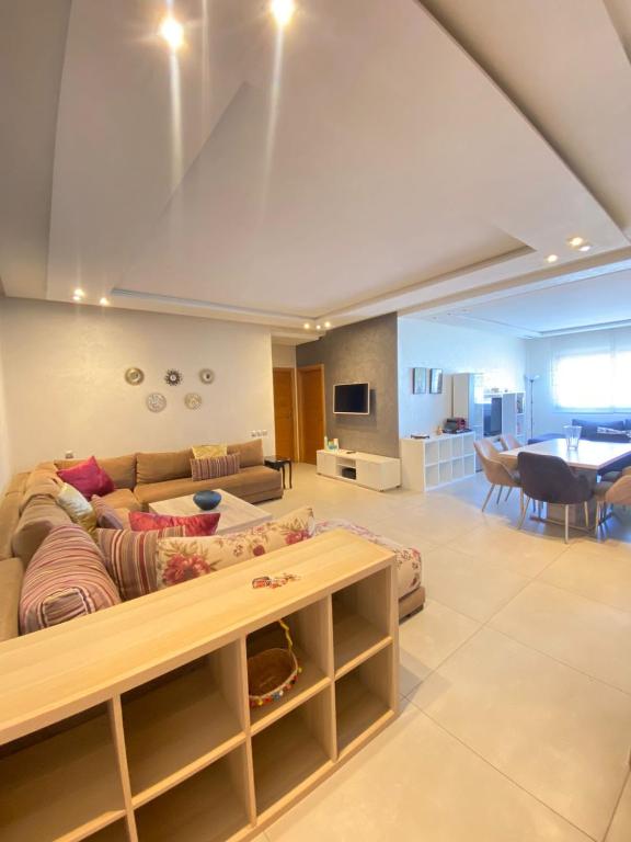 Bright and Comfortable Stay by Stade Mohammed V, Casablanca (updated prices 2026)