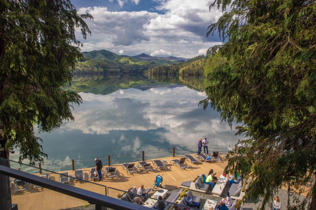 Adventure Lake Resort - Simared, Baia Mare – Updated 2023 Prices