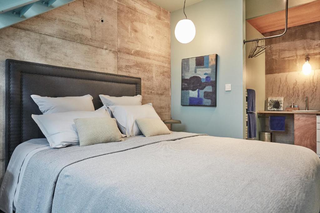 LA PORTE ROUGE RBX, Roubaix (updated prices 2025)