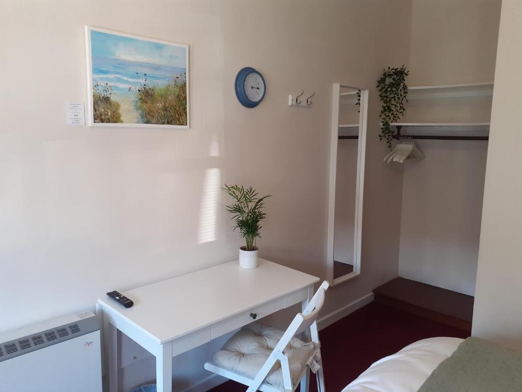 The Ivy Barn Holbeton, Plymouth (updated prices 2025)