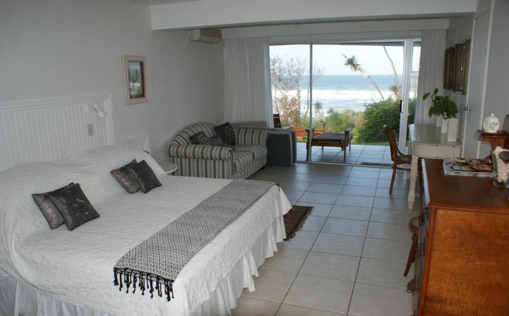 The Pink Lodge on The Beach, Wilderness (updated prices 2025)