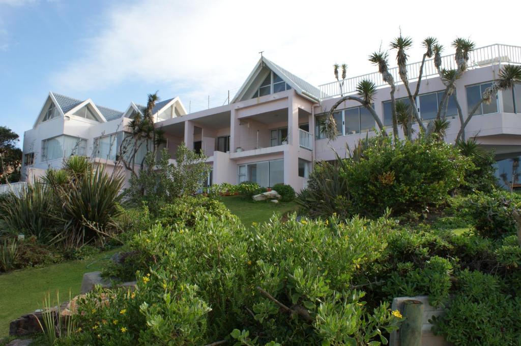 The Pink Lodge on The Beach, Wilderness (updated prices 2025)