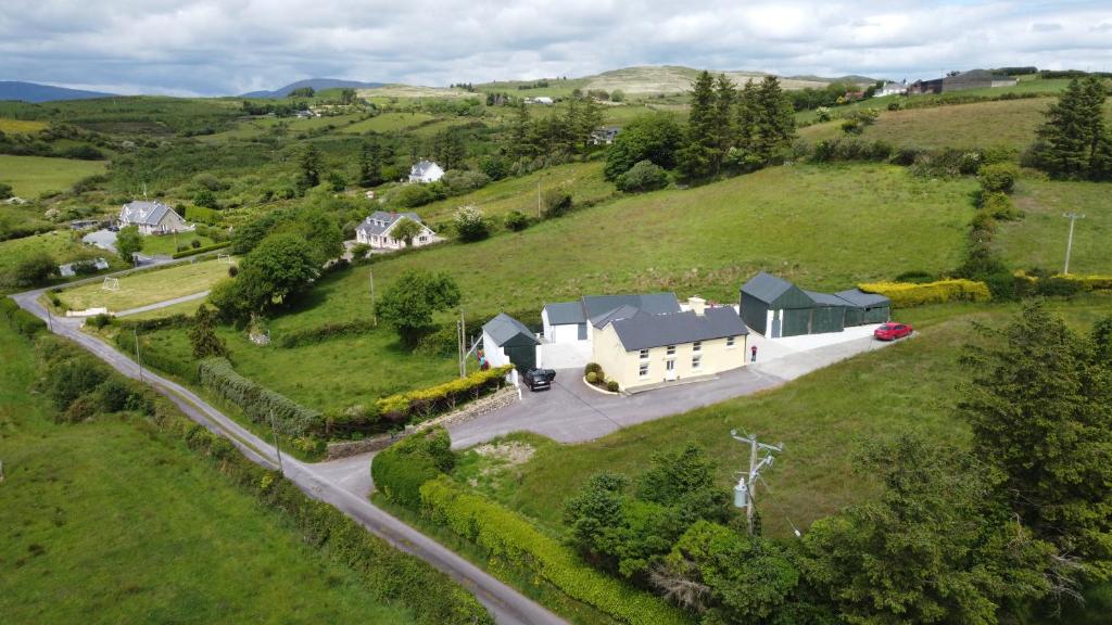 An Tigín Buí, Glanbannoo Upper (updated prices 2026)