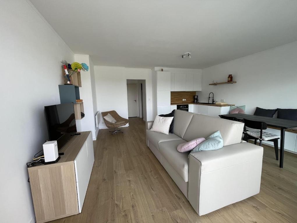 科克賽德－巴德Moderne studio aan het strand in Oostduinkerke-bad（2024 年最新房價）