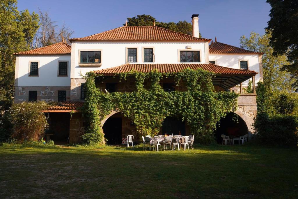 Lugar da Pedra Alta, Melo (updated prices 2025)