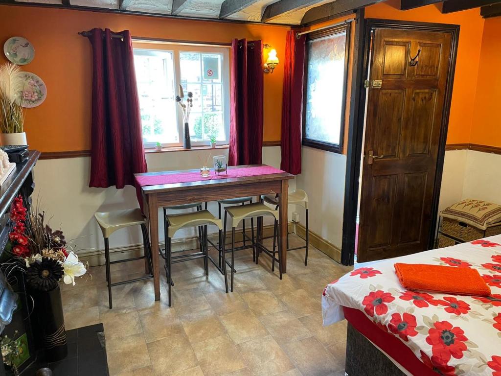 Yarm Cottages Hayloft Haystack Sleep 5, Kirk Leavington (updated prices ...