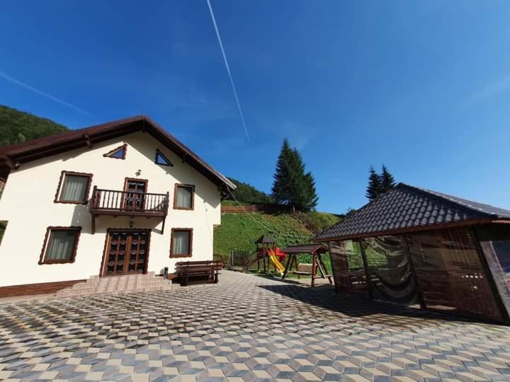 Casa de la munte Rucar Arges, Rucăr (tarifs actualisés 2024)