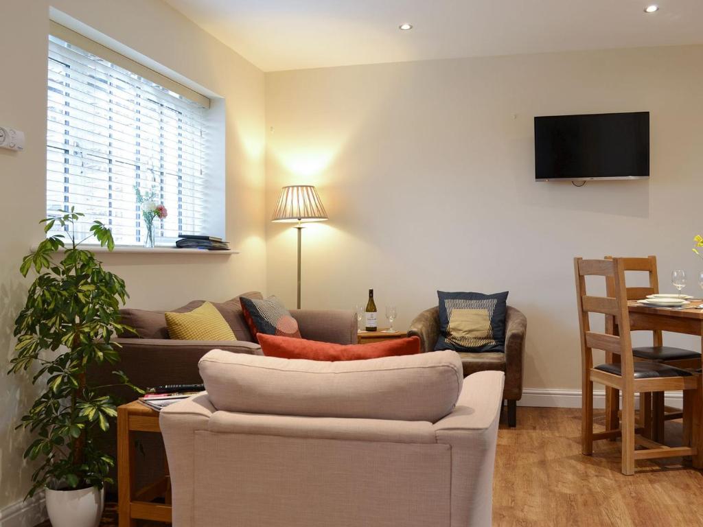 Springwell Lodge With Hot Tub