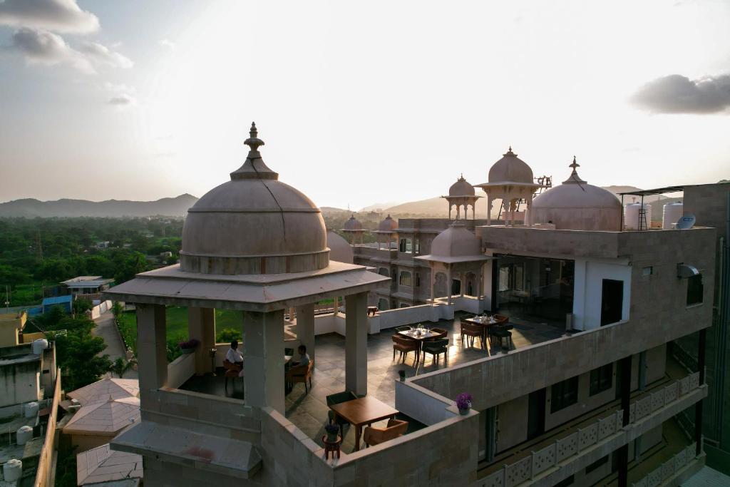 Traavista Aravali Mahal, Udaipur – Updated 2023 Prices