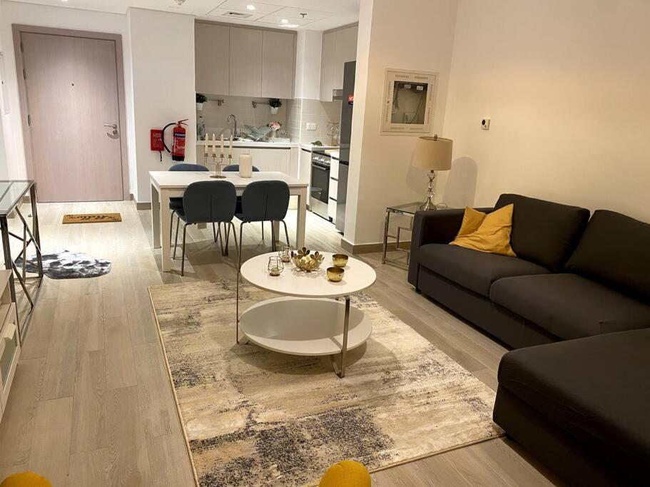 Brand New 1 Bedroom, Vacation Home!, Abu Zabi (aktualne ceny na rok 2025)