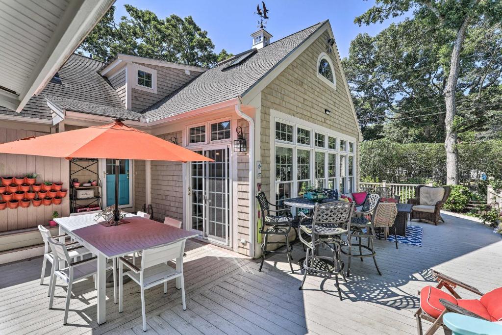 Cape Cod Cottage with Furnished Deck Walk to Beach!, Falmouth (updated ...