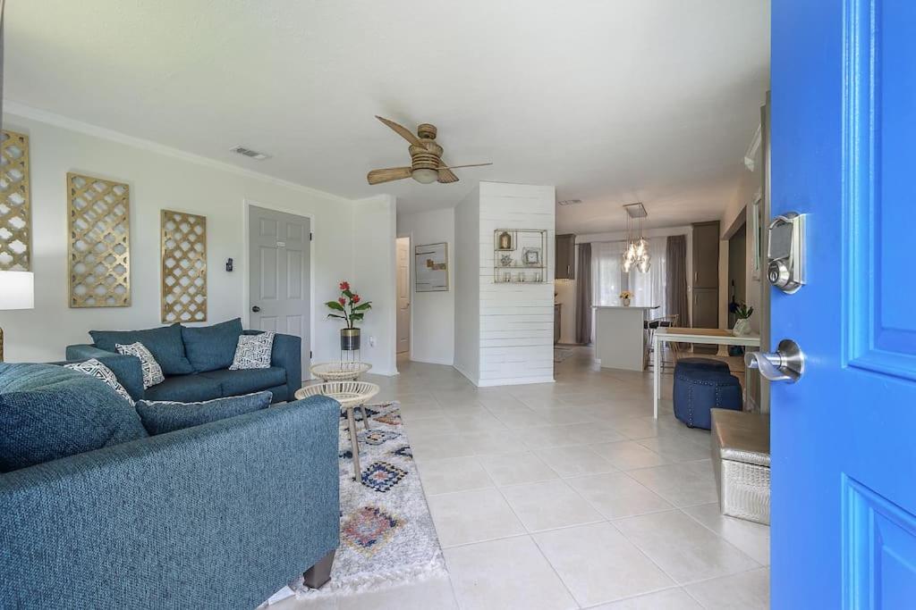 Golden Greek Getaway Chic house in heart of Tampa, Tampa (precios ...