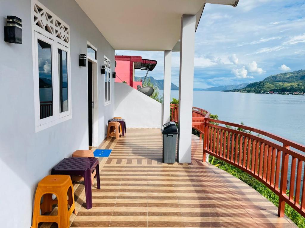 Vandu's View Guest house & Restaurant, Tuk Tuk – Updated 2023 Prices