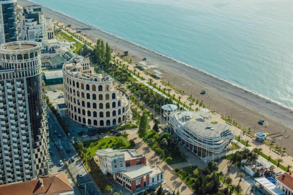 Deluxe Aparthotel In Orbi City Batumi, Batumi (updated prices 2025)