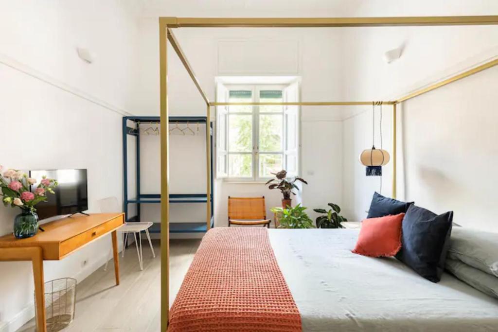 MARCANTONIO HOME ROME - Colosseum - Viale Manzoni 39 UP TO 7 people ...