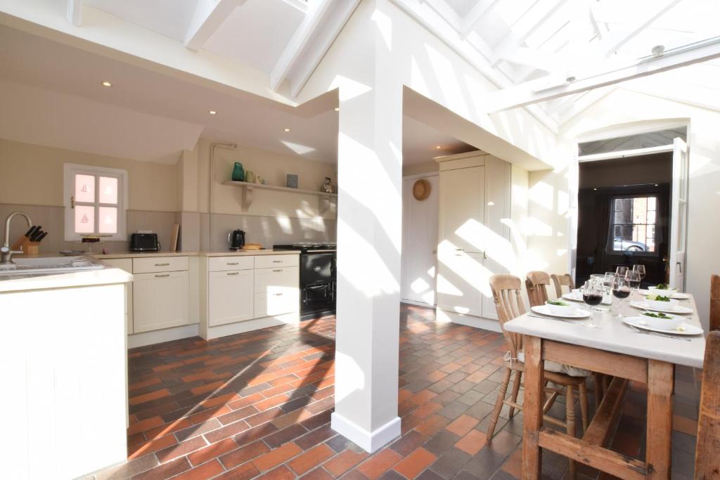 Albion House, Southwold, Southwold (updated prices 2025)