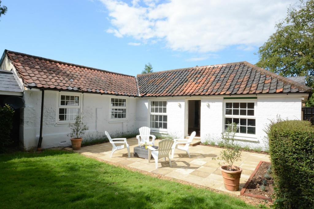 Fig Cottage, Pettistree, Woodbridge (updated prices 2026)