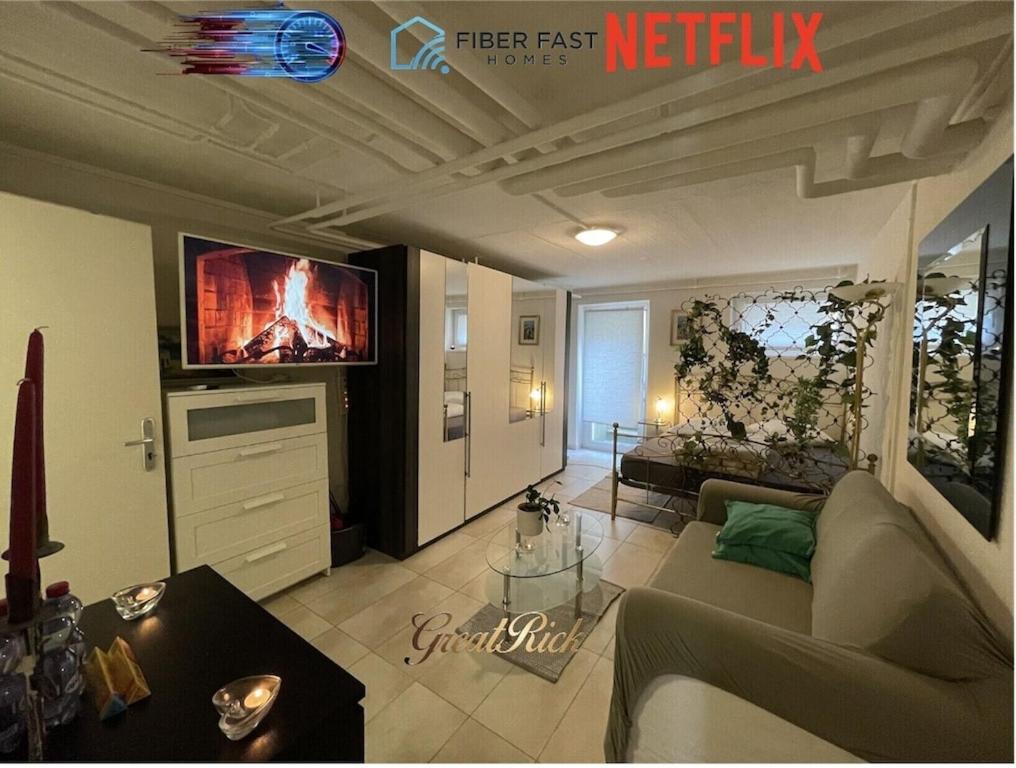 Comfy Bed Fast Wifi 3 min to Rhein | Apartment in Basel, Switzerland