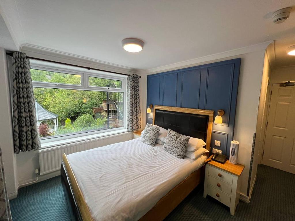 The Chainbridge Hotel, Llangollen (updated prices 2025)