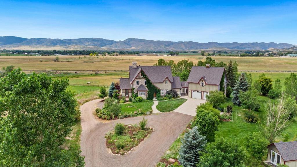 Welcome to Sunrise Ranch! Amazing Mountain Views!, Fort Collins ...