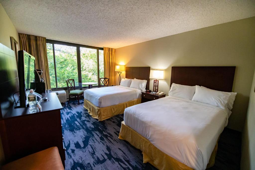 Holiday Inn Bar Harbor Regency Hotel by IHG, Bar Harbor (updated prices ...