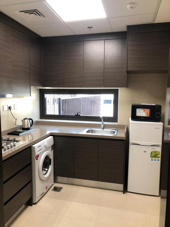 Azur Regency Hotel Apartments, Dubai (updated prices 2024)