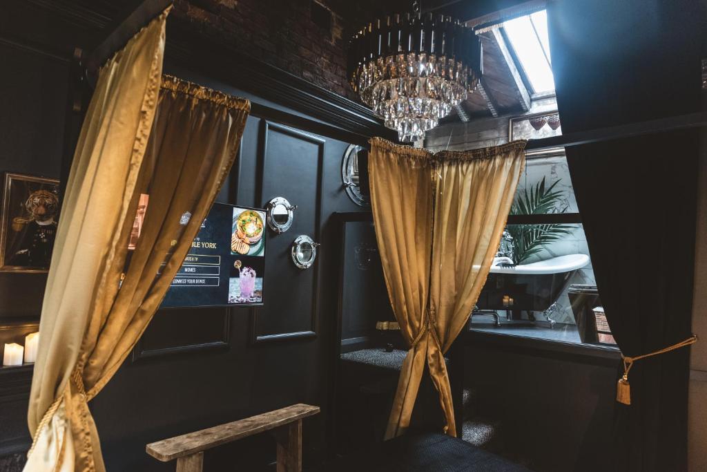 Impossible Motel, York (updated prices 2025)