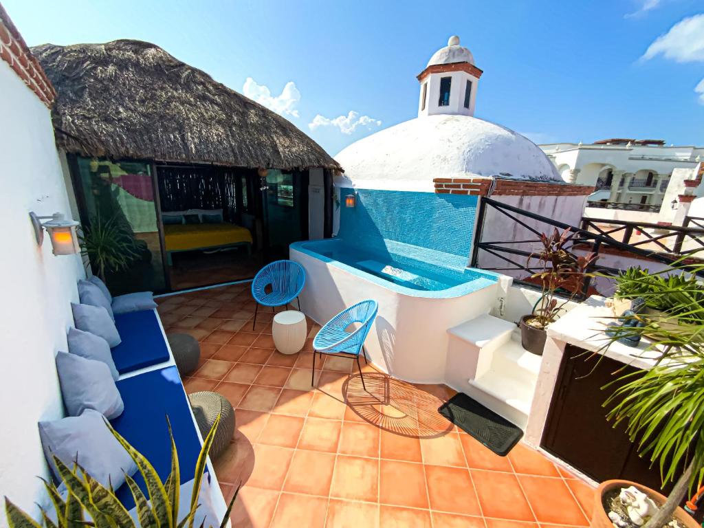BEST LOCATION IN Playa Del Carmen CHIC MEXICAN STYLE OASIS, Playa del ...