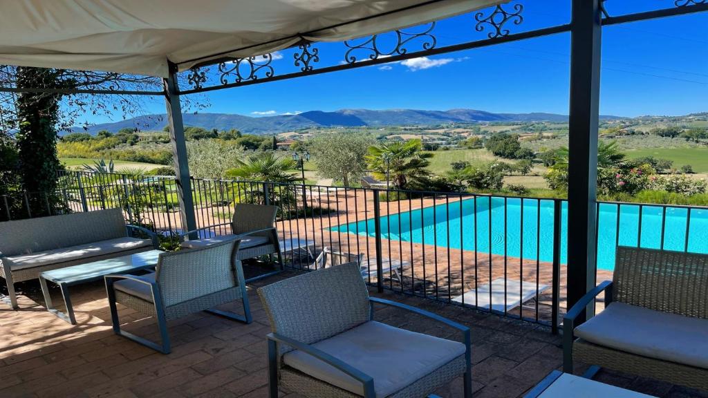 Apartament Wondrous Covered Veranda Besides Infinity Pool Jacuzzi In