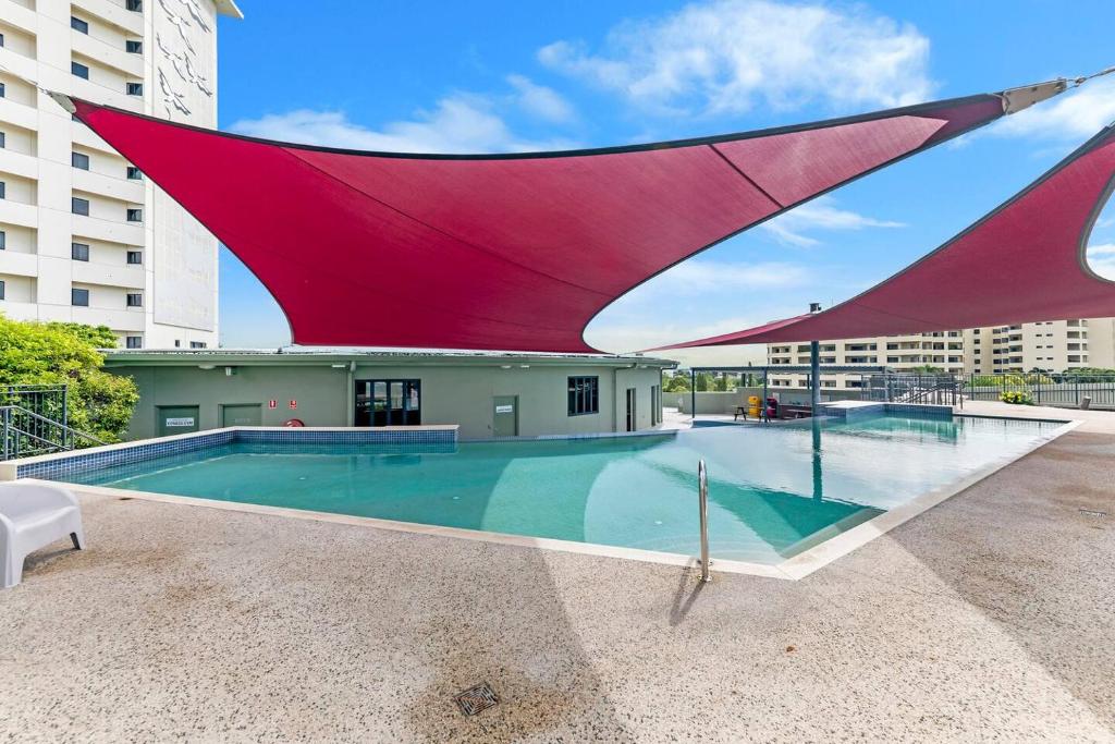 Peak of Parap Resort living with Sensational Views, Darwin (updated ...