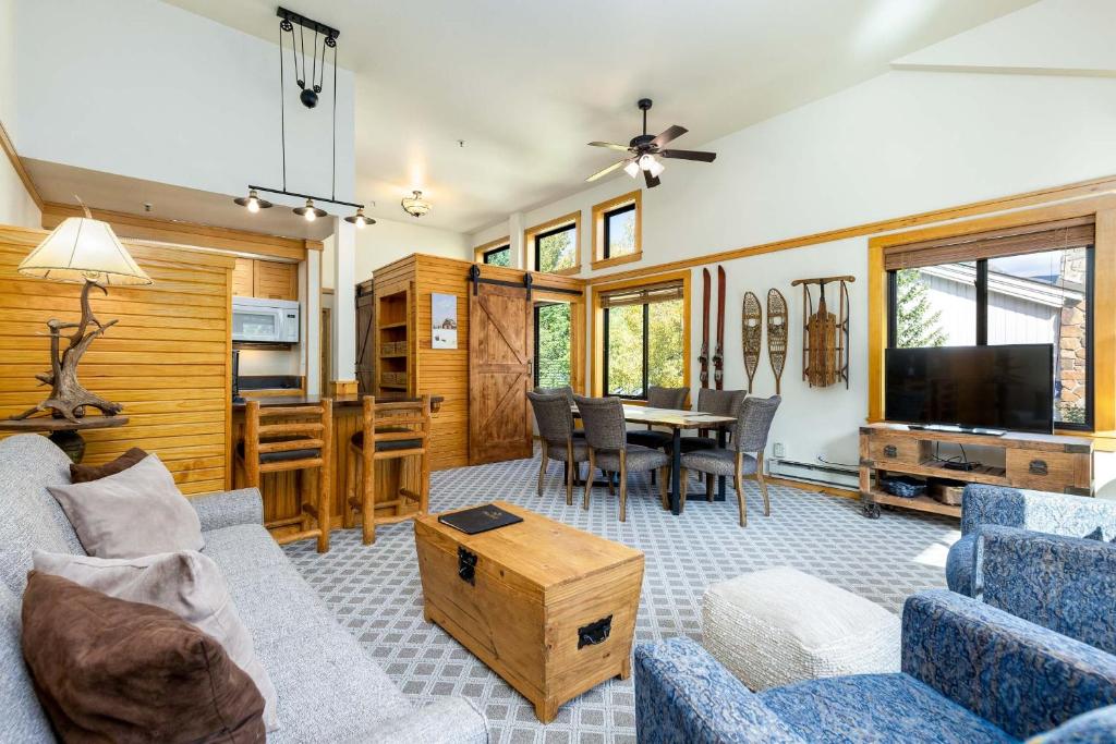 Penthouse 2796 Slopeside Ski In Ski Out Condo, Keystone (aktualizované ...