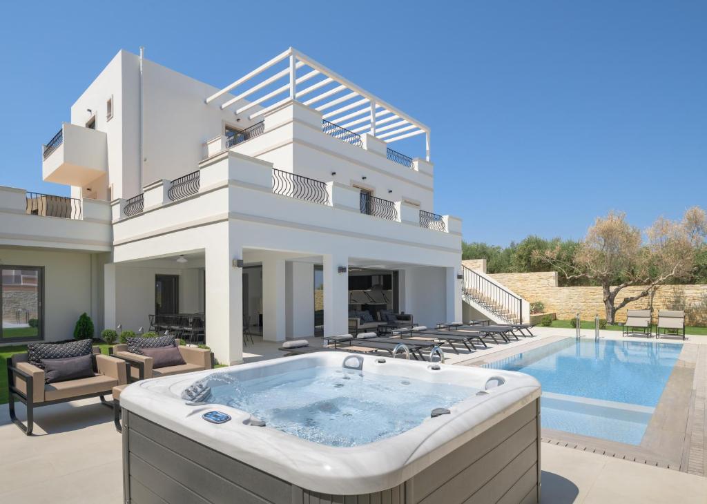 Ivory Villa, Pool, Heated SpaWhirlpool, Sauna & Gym, By ThinkVilla ...