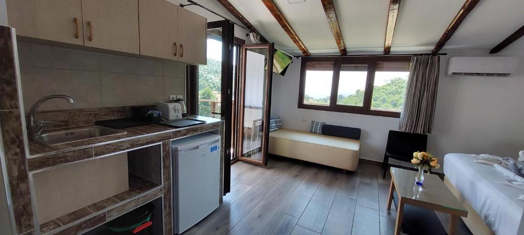 Irini Studios, Parga (updated prices 2025)