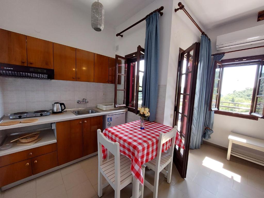 Irini Studios, Parga (updated prices 2025)