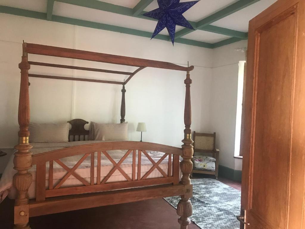 The Haldummulla Estate - Picturesque planters bungalow on organic tea ...