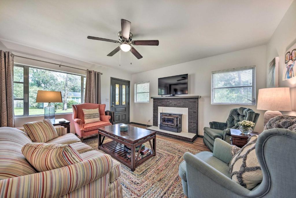 Updated Jacksonville Home Less Than 7 Mi to Downtown!, Jacksonville ...