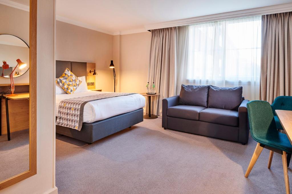 Holiday Inn Reading South M4 Jct 11 by IHG, Reading (updated prices 2025)