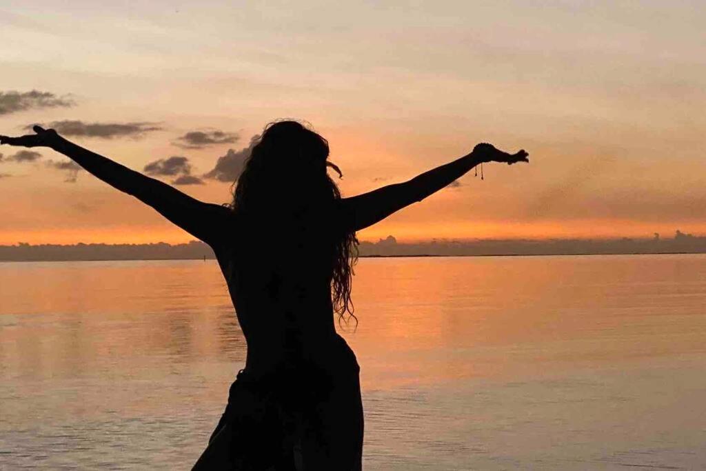 FARE OAOA 3 Haapiti... sur la plage ..., Haapiti – atnaujintos 2023 m ...