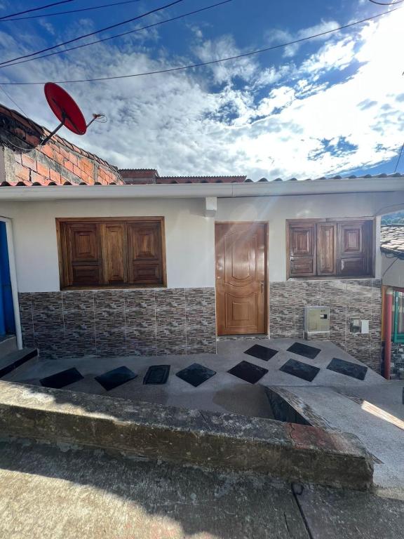 Una Agradable Casa Con Patio. Excelente Ubicación. - Salento