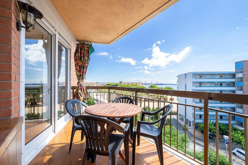 Global Tecavi en primera llinea, La Pineda (preços atualizados para 2025)