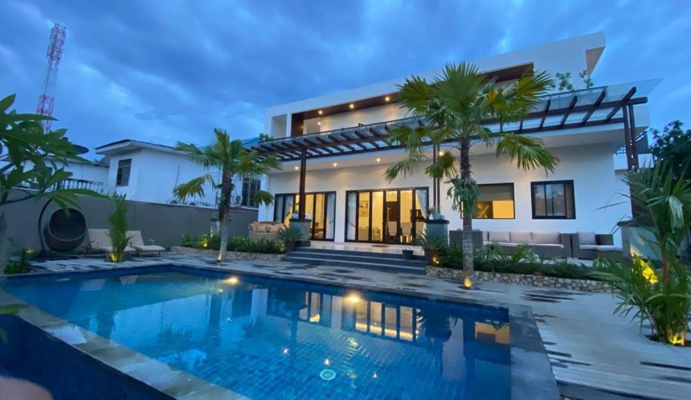 Villa Niang Ando, Labuan Bajo (updated prices 2025)