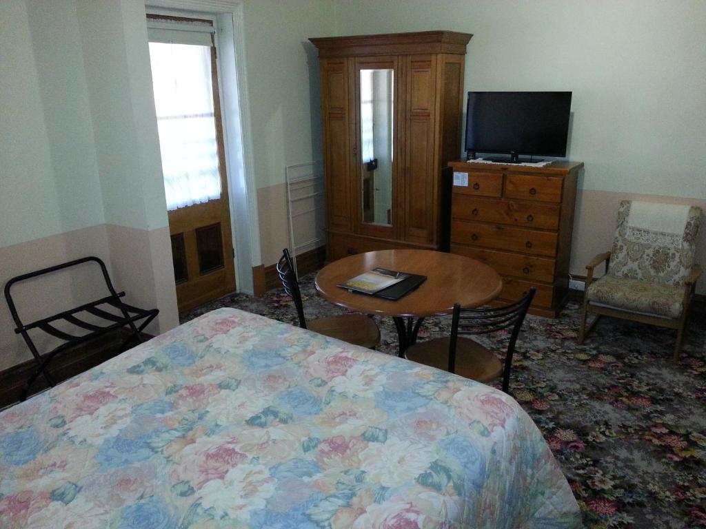 Sonbern Lodge Motel, Wallaroo (updated prices 2025)