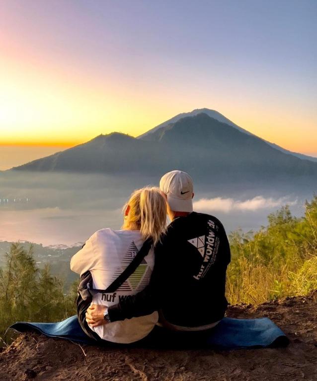 Pinggan caldera, Baturaja (updated prices 2025)