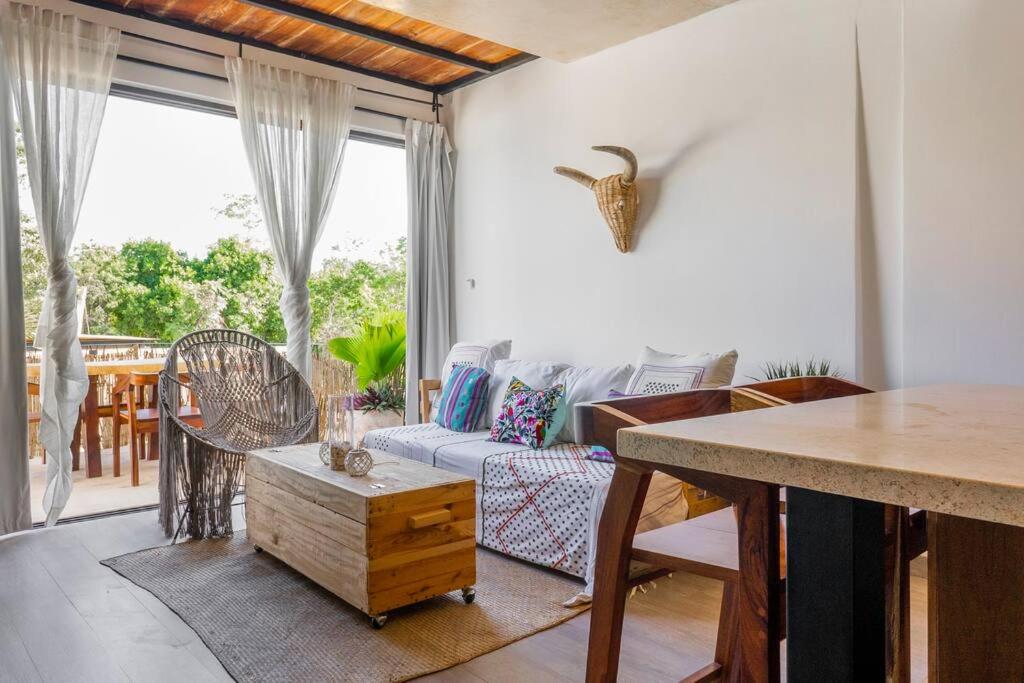 Neem 26 Jungle Loft with Private Rooftop and Jacuzzi - SuiteTrails