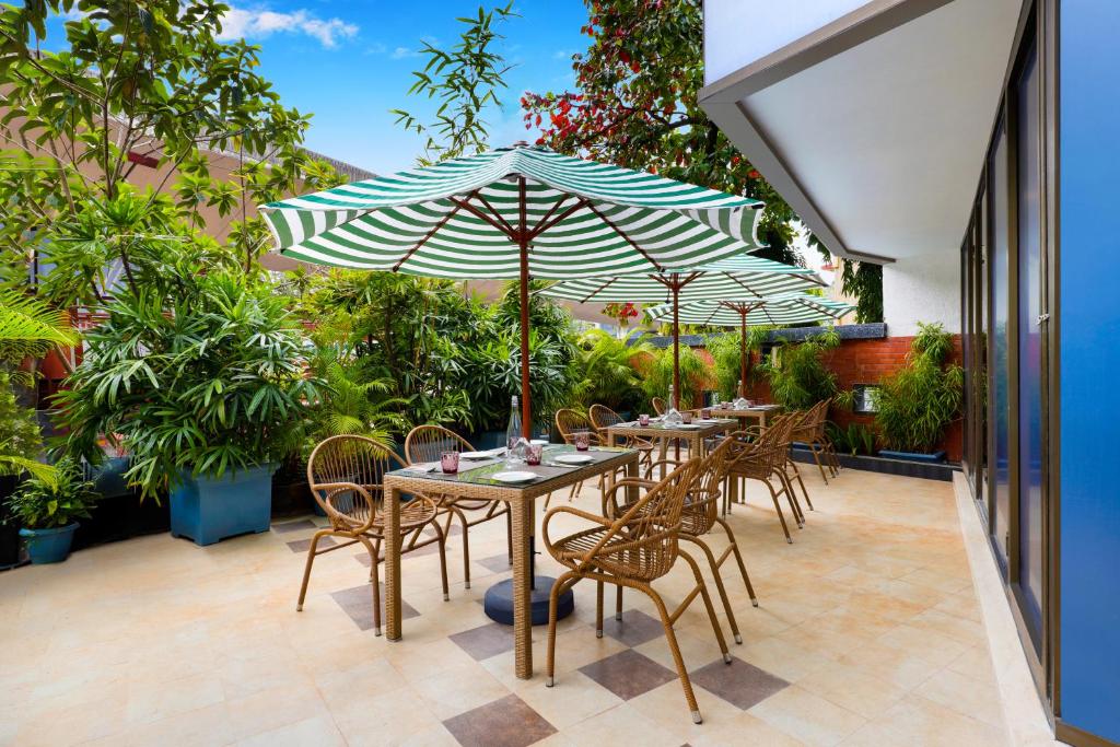 Lemon Tree Hotel, Kalina, Mumbai, Mumbai – Updated 2024 Prices