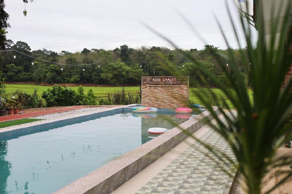 Rose Pool View Chalet Kampung Sungai Tembak,Baling Kedah, Kampong ...