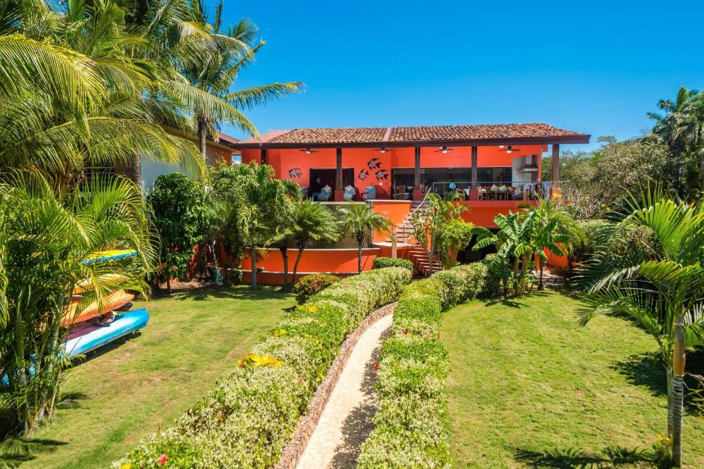 Casa Suenos-Beautiful Beachfront House, Tempate (updated prices 2026)